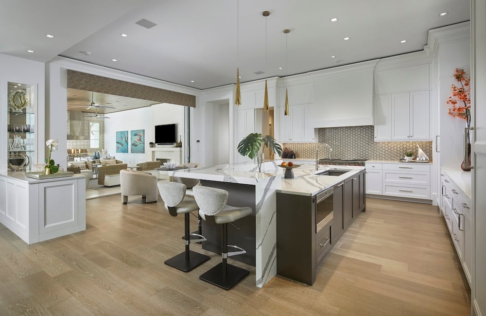 2075 Gordon Drive East